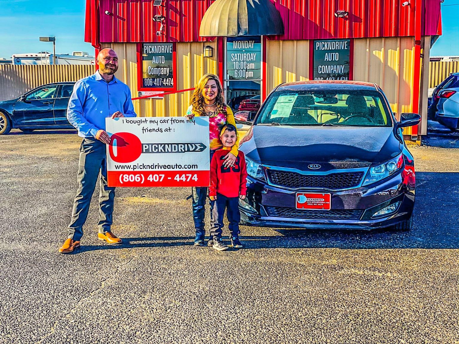 About Us | Car Dealer in Lubbock, Texas | Vehicle Dealer | PickNDrive Auto