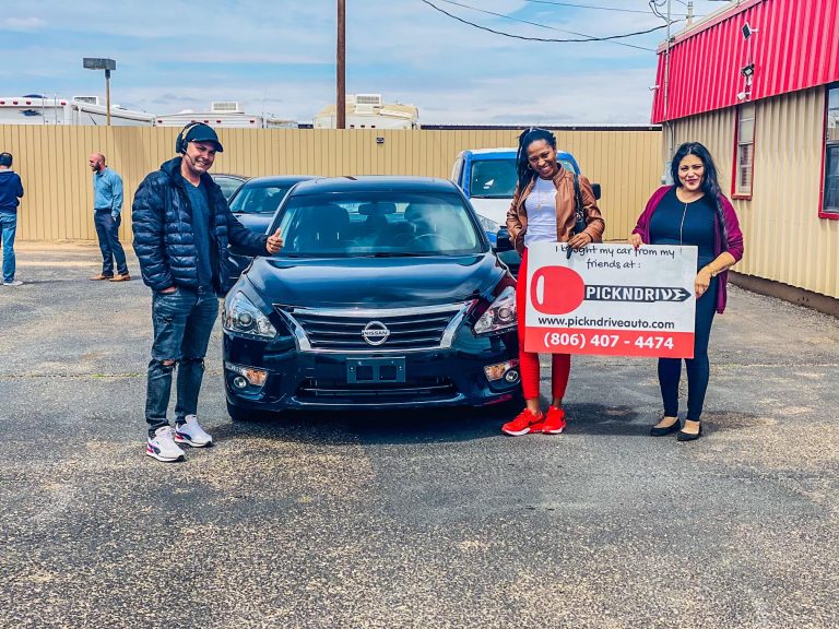 About Us | Car Dealer in Lubbock, Texas | Vehicle Dealer | PickNDrive Auto