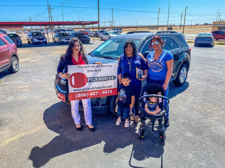 About Us | Car Dealer in Lubbock, Texas | Vehicle Dealer | PickNDrive Auto