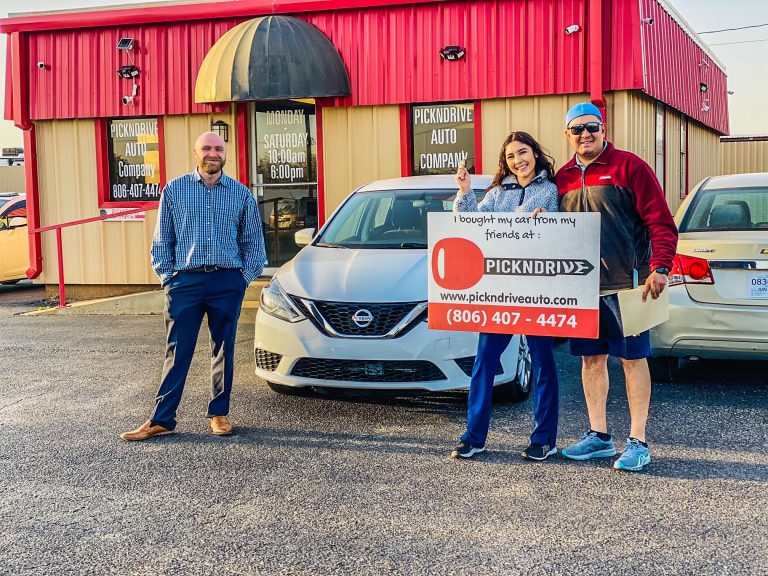 About Us | Car Dealer in Lubbock, Texas | Vehicle Dealer | PickNDrive Auto