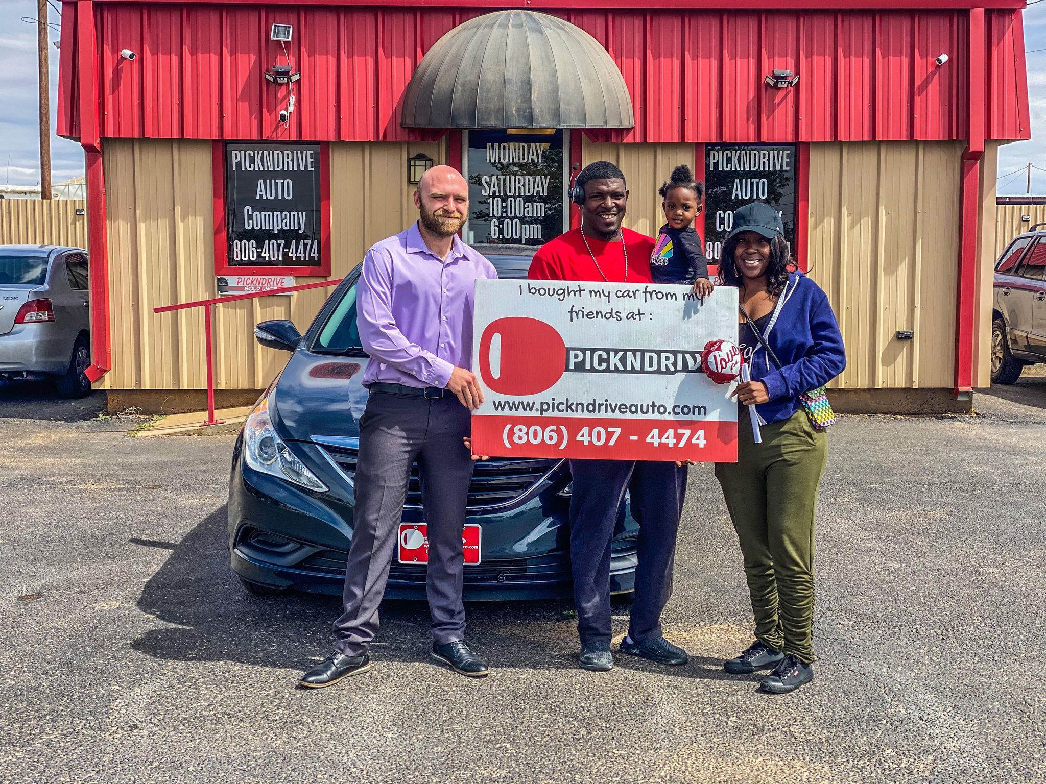 About Us | Car Dealer in Lubbock, Texas | Vehicle Dealer | PickNDrive Auto