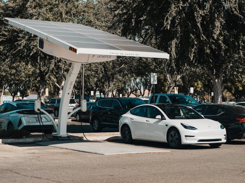 Hybrid or Electric Car in 2026? - CarZing Blog