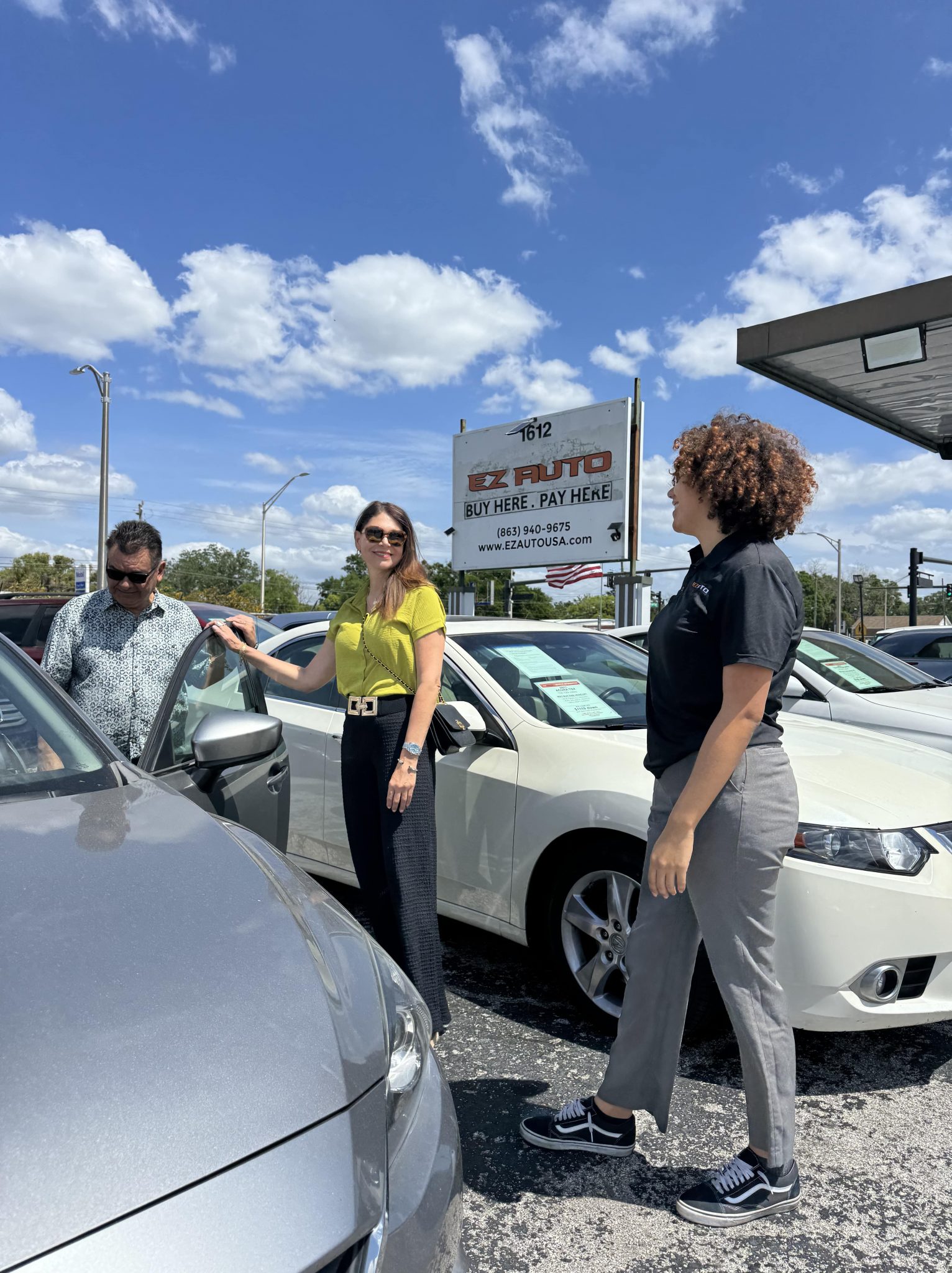 Buy Here Pay Here Dealerships - EZ AUTO Lakeland