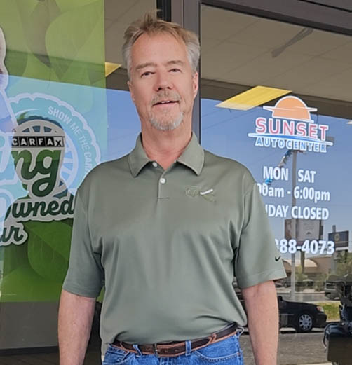 Meet the Car Dealer Team in Las Cruces, NM | Sunset Auto Center